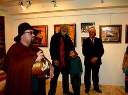 El pintor Juan Valcárcel inauguró la exposición «Na memoria» en Tui, su ...