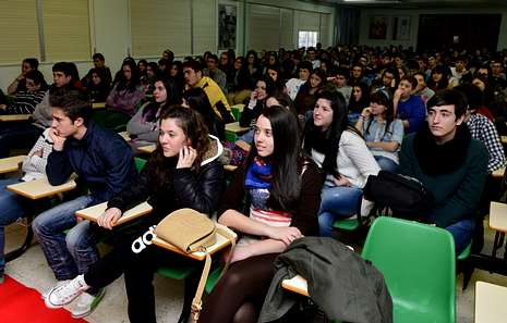 Los institutos abren sus puertas a otras formas de enseñar