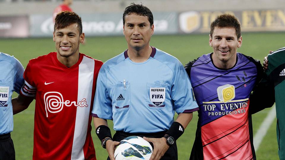 Messi y Neymar deleitaron a los peruanos en el «Duelo de gigantes»