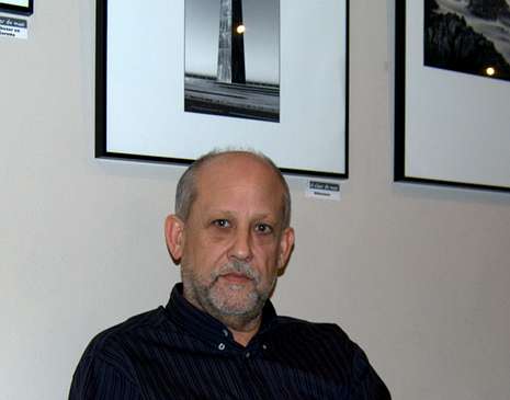 José Carrillo en el Ciber de Mao