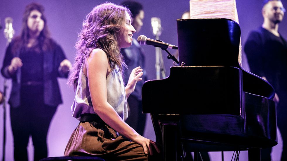 Noite de Bolos con Ele y Airiños da Freba en Neda