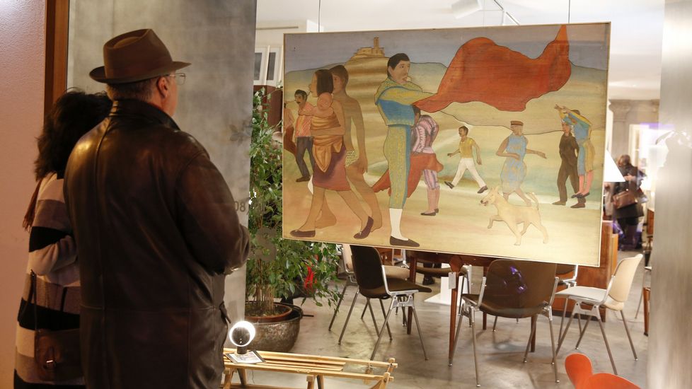 Tim Behrens vende en dos horas las obras que exponía en Cosme