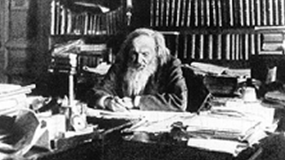 Dmitri Mendeléyev: ¿Por qué el vodka tiene 40 grados?