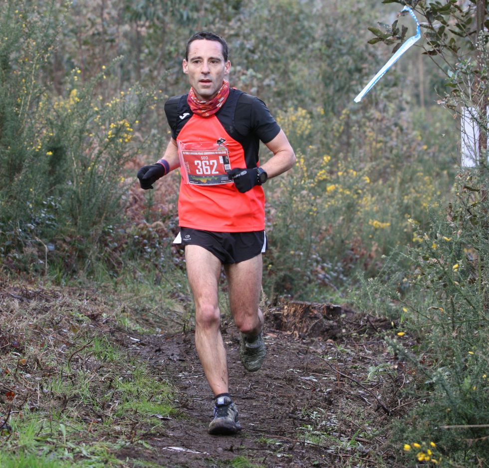El carballés Javier Seoane fue el mejor en el Mini Trail junto a la ...