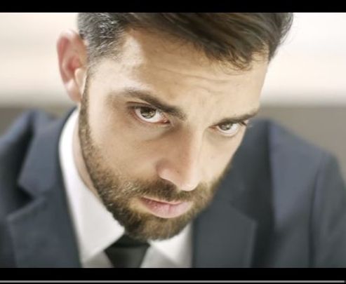 Christian Escuredo es uno de los protagonistas de «Caos», el nuevo ...