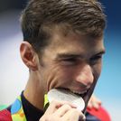 Phelps agranda su leyenda con una nueva medalla