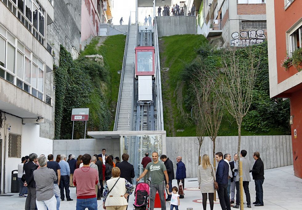 Vigo recibe 15 millones para salvar cuestas con ascensores y escaleras