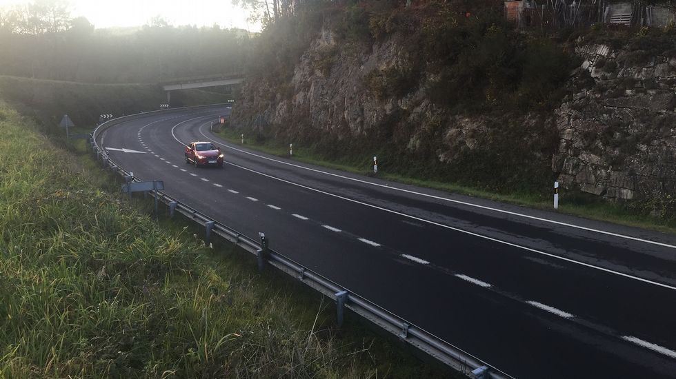 El tramo más peligroso de la N-547 tiene cuatro sucesiones de curvas