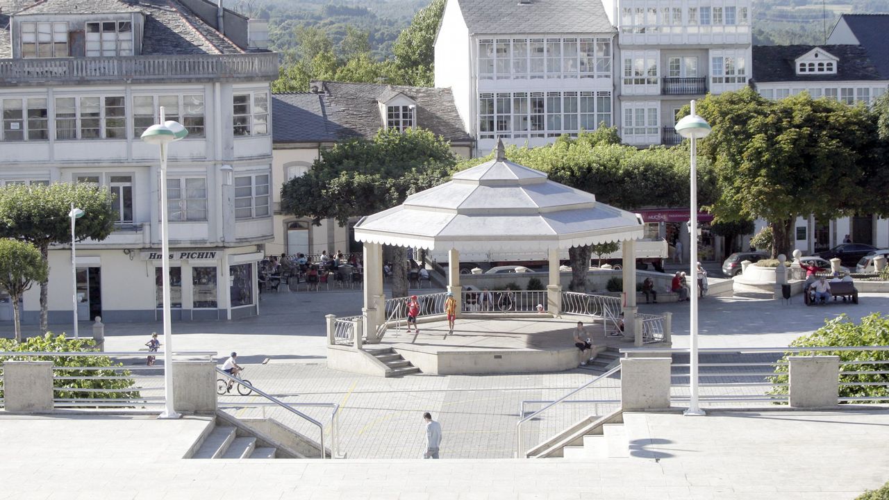 Vilalba celebra un Festival Internacional de Folclore