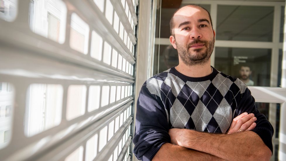 Javier Seijo, técnico de Agrupación Apícola de Galicia: «Ás abellas non ...