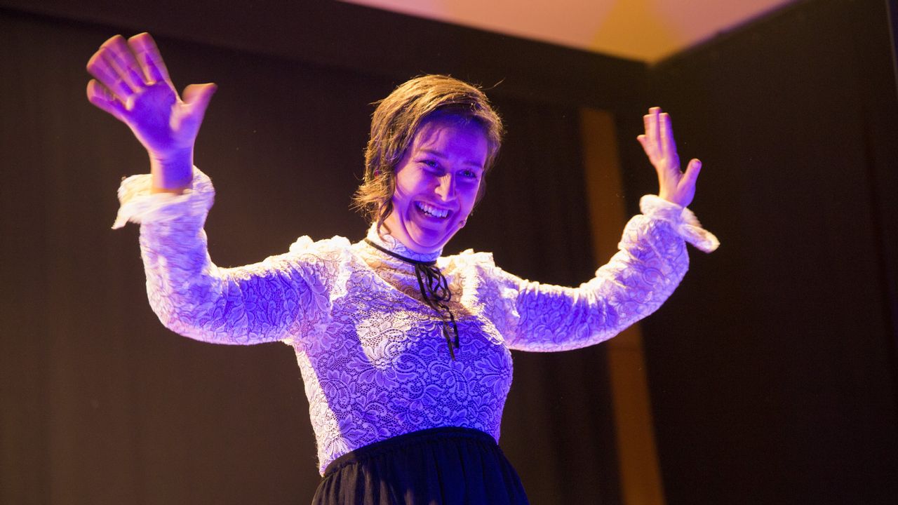 Vero Rilo, maestra de «lerias» en A Laracha