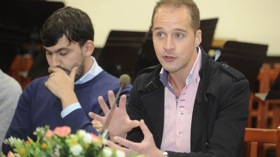 La Artística se presenta con su nuevo director, David Fiuza