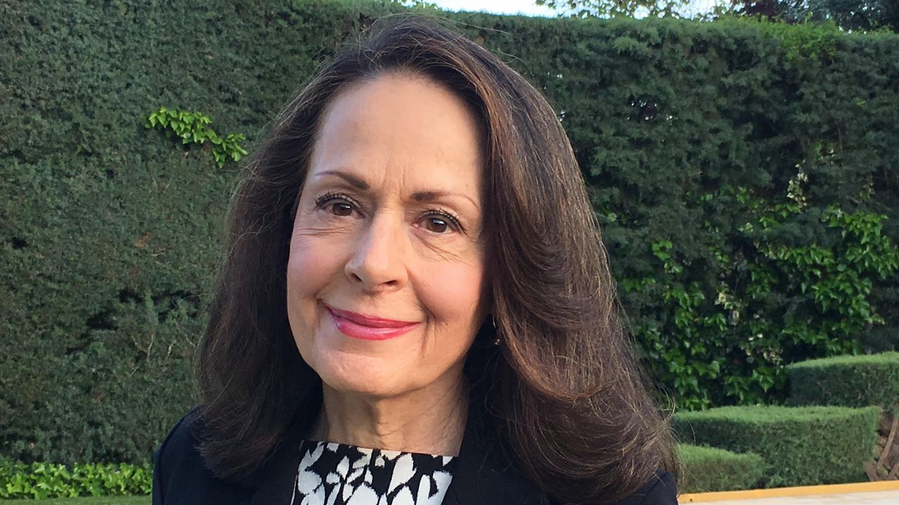 Yolanda Gómez: «El régimen constitucional del 78 no está agotado, pero ...