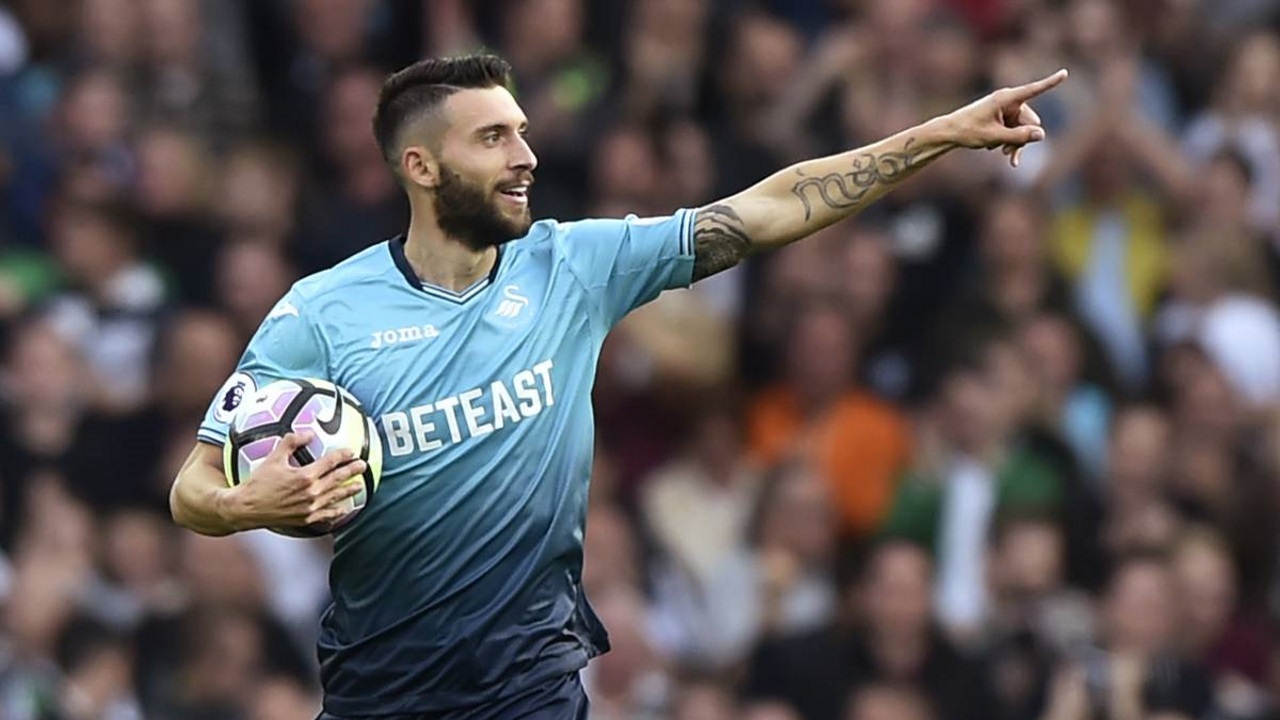 Nadie marca más goles que Borja Bastón en la Championship