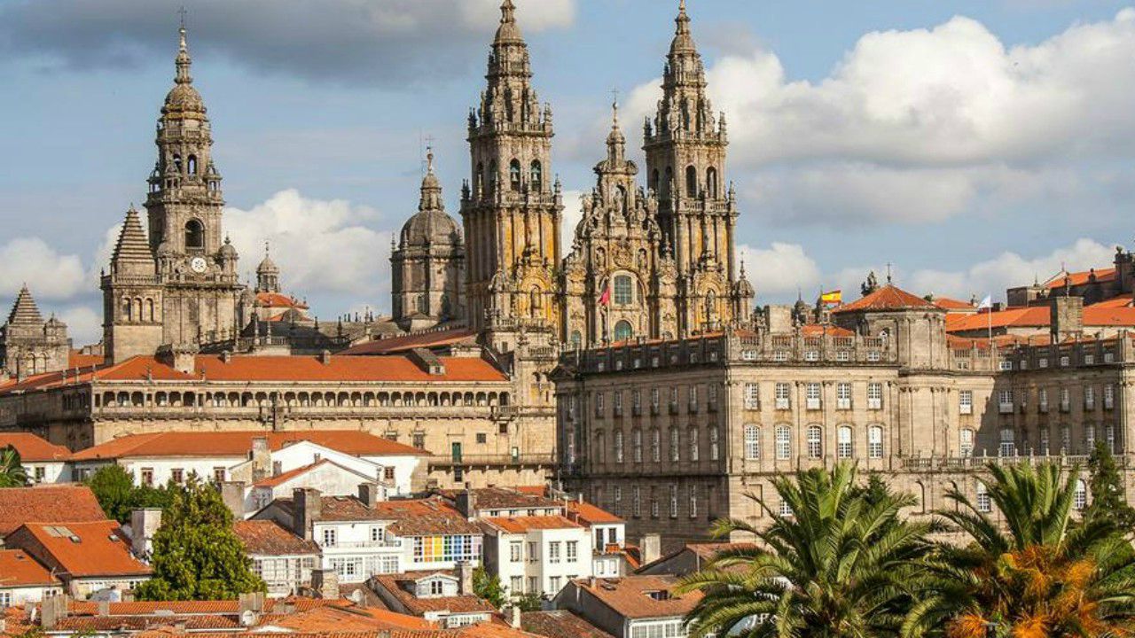33 años comprometidos con la cultura de Compostela