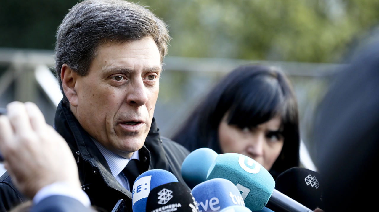 Juan Carlos Quer: «Diana clavó su mirada limpia sobre la sucia» del ...