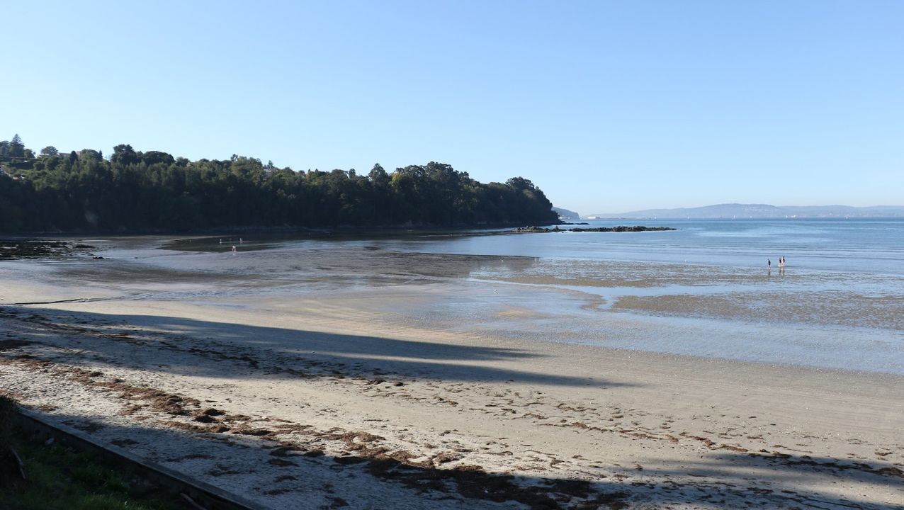 Bergondo toma medidas para que O Regueiro sea un arenal apto para el baño