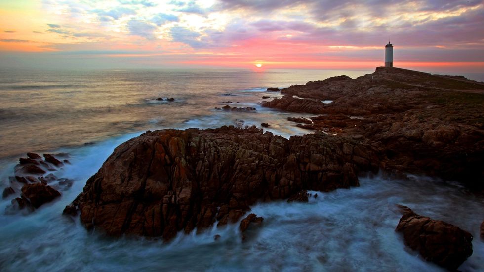 Cinco faros de visita imprescindible en la Costa da Morte
