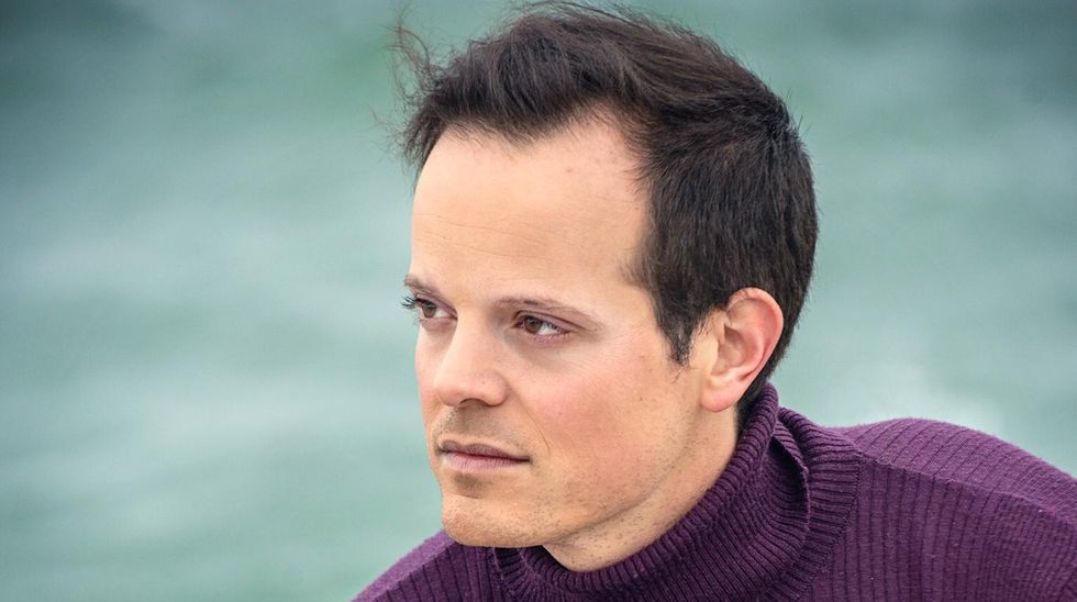 Christian Gil, ganador del concurso Compostela Lírica