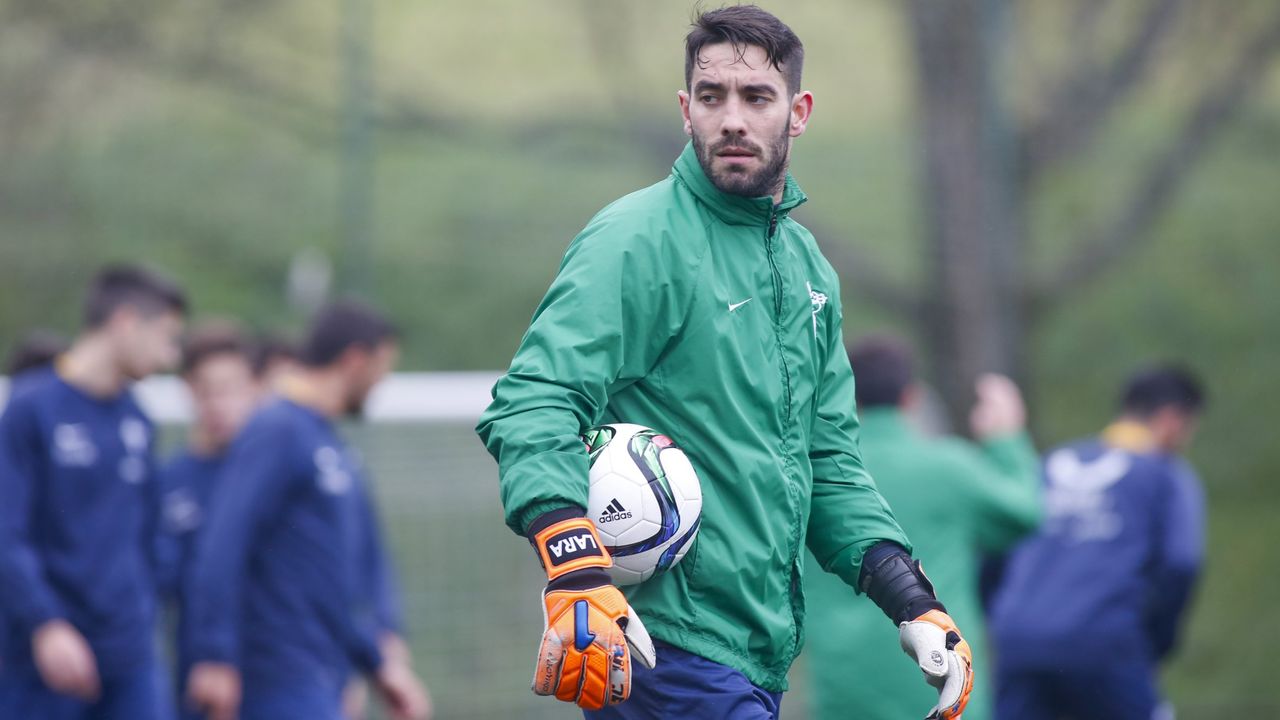 Oficial: Ian Mackay firma por dos temporadas con el Deportivo