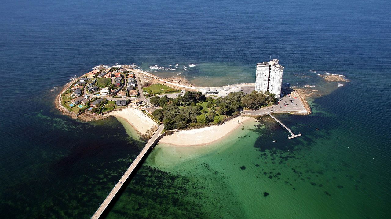 Cuando la isla de Toralla se libró de un nuevo edificio de nueve alturas