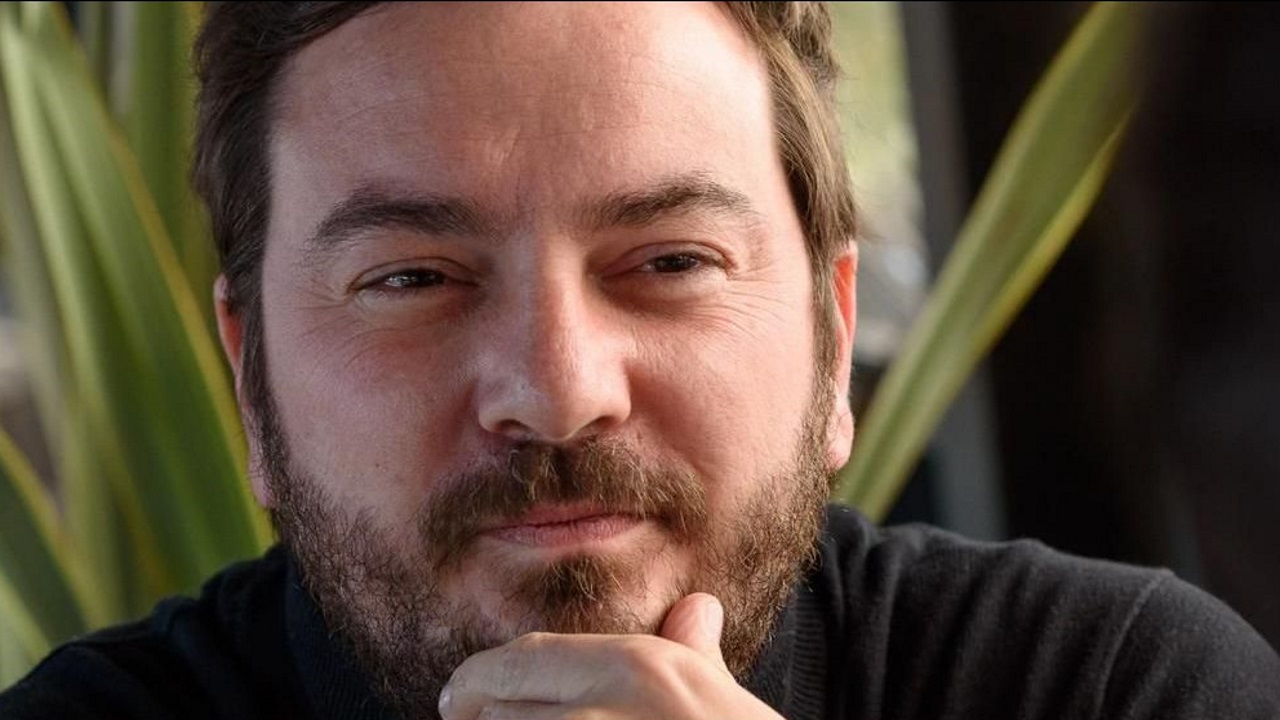 Jorge Bustos: «Con los años uno encuentra la sorpresa en lo propio»