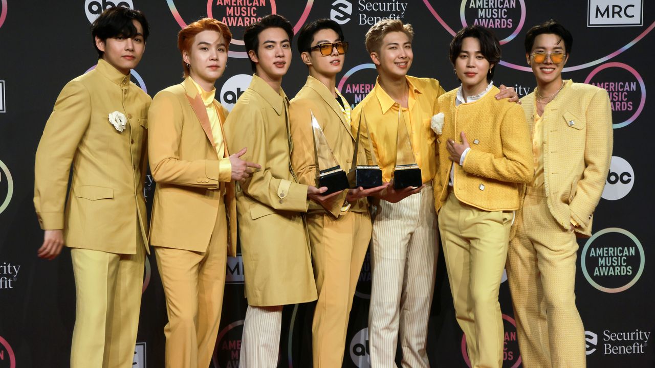 Los surcoreanos BTS arrasan en los American Music Awards