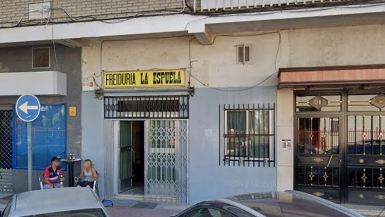 Detenido un hombre de 52 años por su implicación en el doble asesinato de la freiduría de Parla