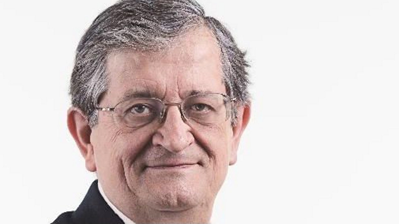 Rafael Calduch, catedrático de Relaciones Internacionales: «Putin tiene ...