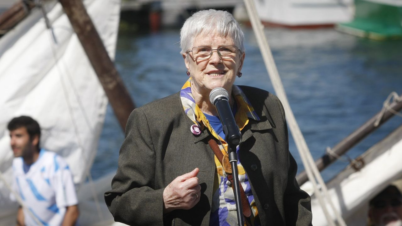 Luz Fandiño, a vella poeta punki que fala á mocidade