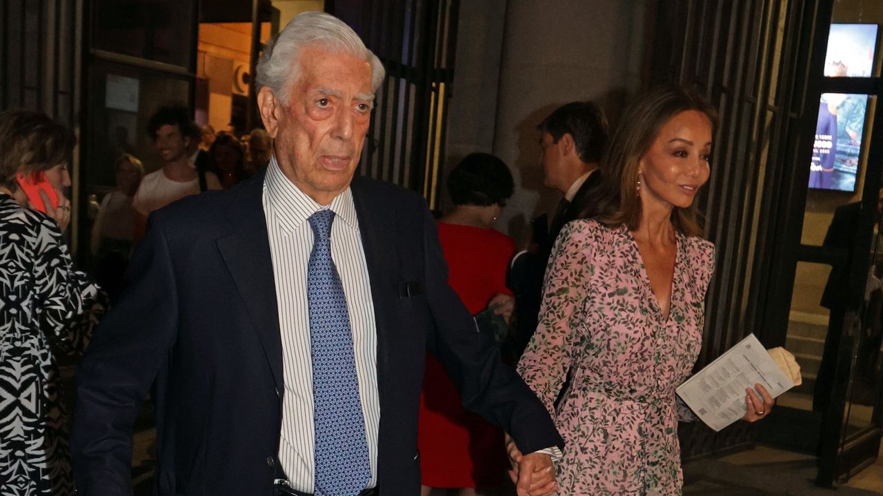 Isabel Presley y Mario Vargas Llosa reaparecen juntos tras los rumores ...