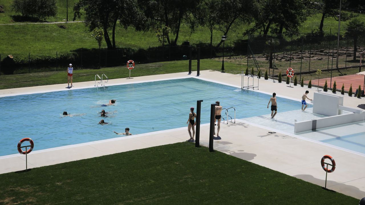 ÁLBUM: Friol inaugura sus nuevas piscinas municipales