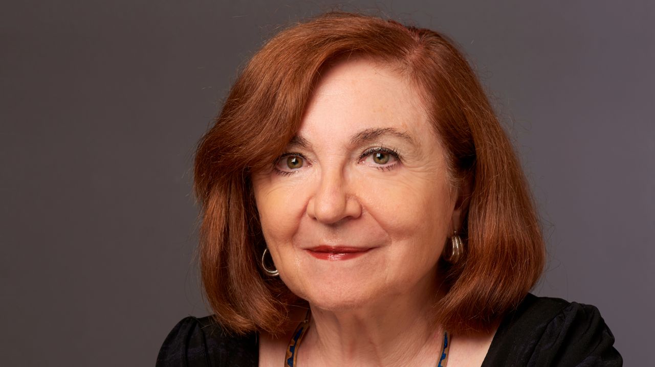 A arxentina María Rosa Lojo será académica de honra da RAG