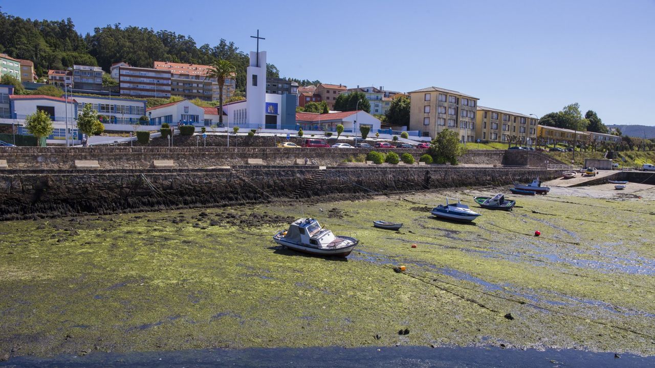 Llega a Cee la campaña informativa «Do mar vívese», del Concello