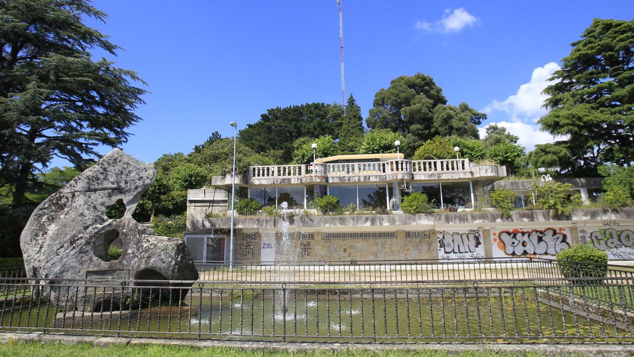 El Concello de Vigo derribará la cafetería Mirador de O Castro
