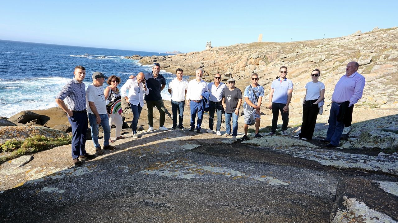 Muxía ya presume de su recién inaugurada Ruta do Percebe da Barca
