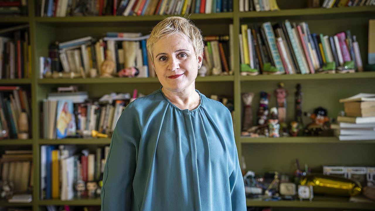 Mónica Alonso, artista: «Galicia é verde e amarela»