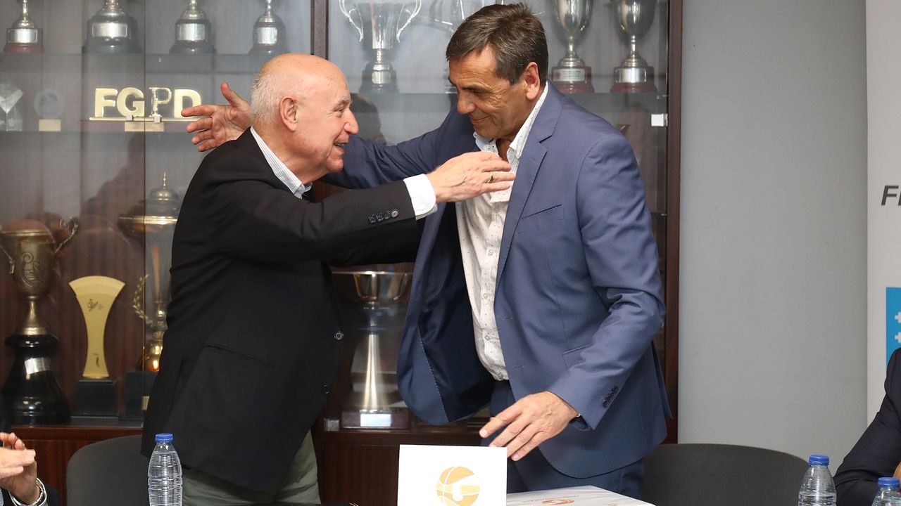 Julio Bernárdez toma posesión como presidente emocionado y honrado