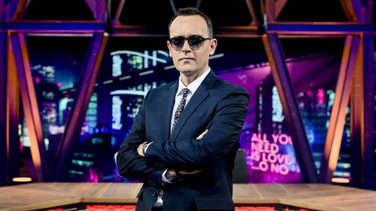 Risto Mejide, descubierto paseando con una joven por Valencia