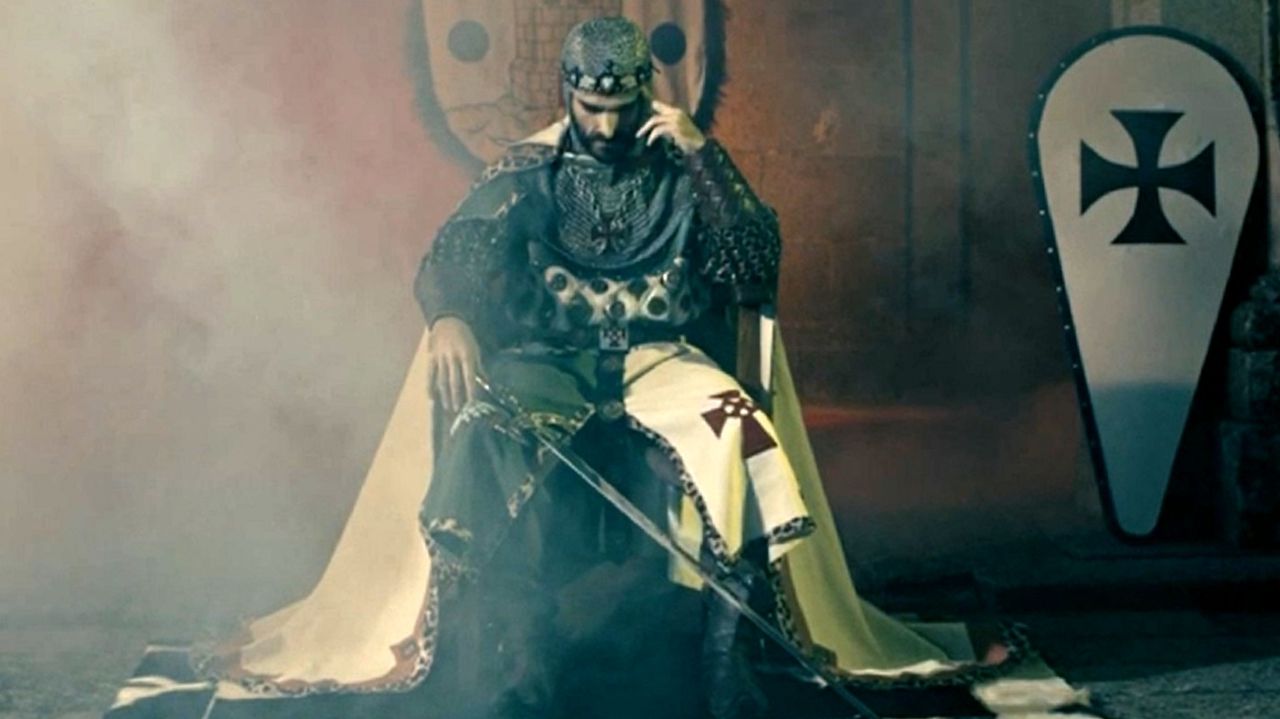 El actor Borja Luna da la bienvenida a la Feira Medieval de Monforte 2023