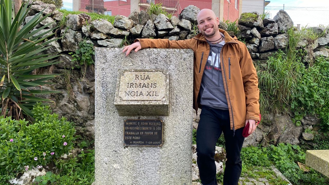 La dramática historia familiar de Erik Noya y su reencuentro con A Guarda