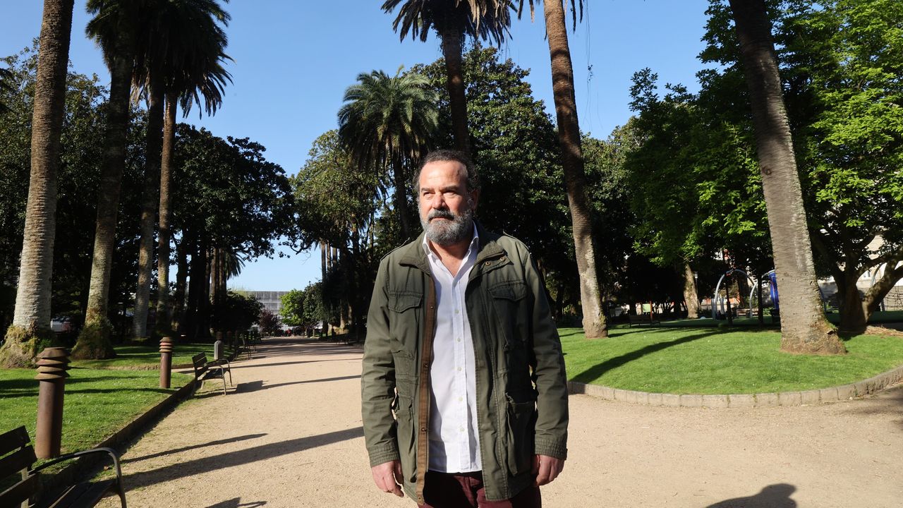 Manuel Regueiro, actor pontevedrés: «Diría que el mar es adictivo. Necesito escucharlo y olerlo ...