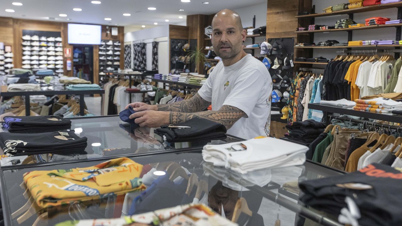 Cultura Urbana, la tienda de Santiago que triunfa «online» y 19 años ...