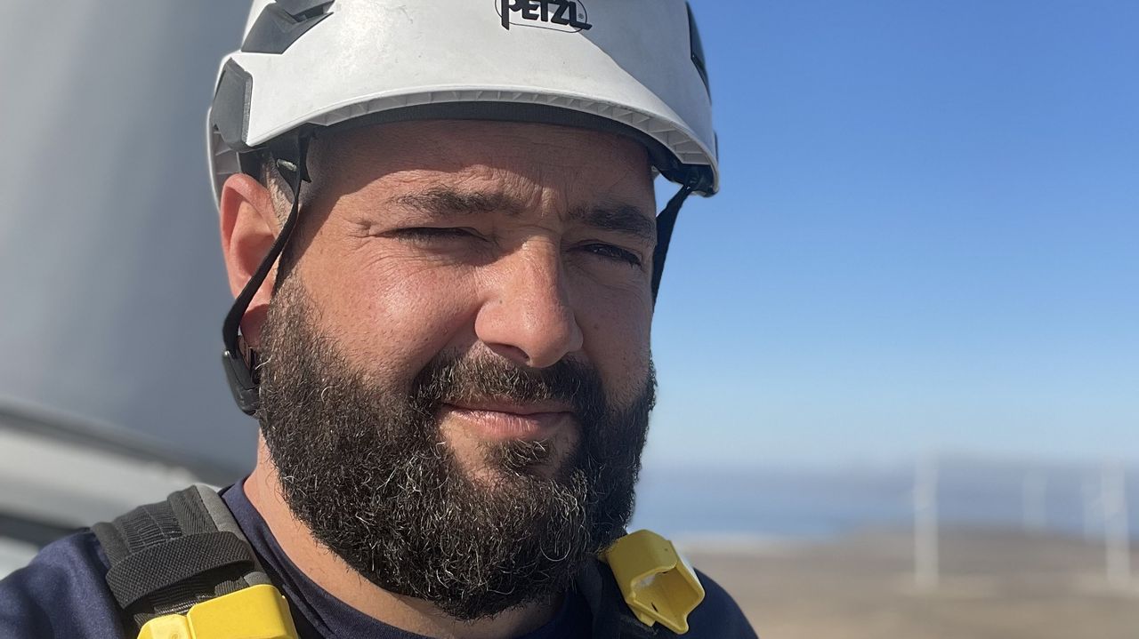 Israel Edrosa, de profesión trotamundos: de Trabada a la India y de ahí ...