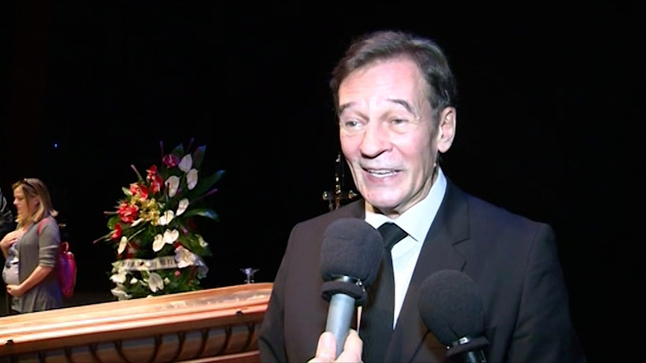 Muere el actor Tony Isbert a los 74 años